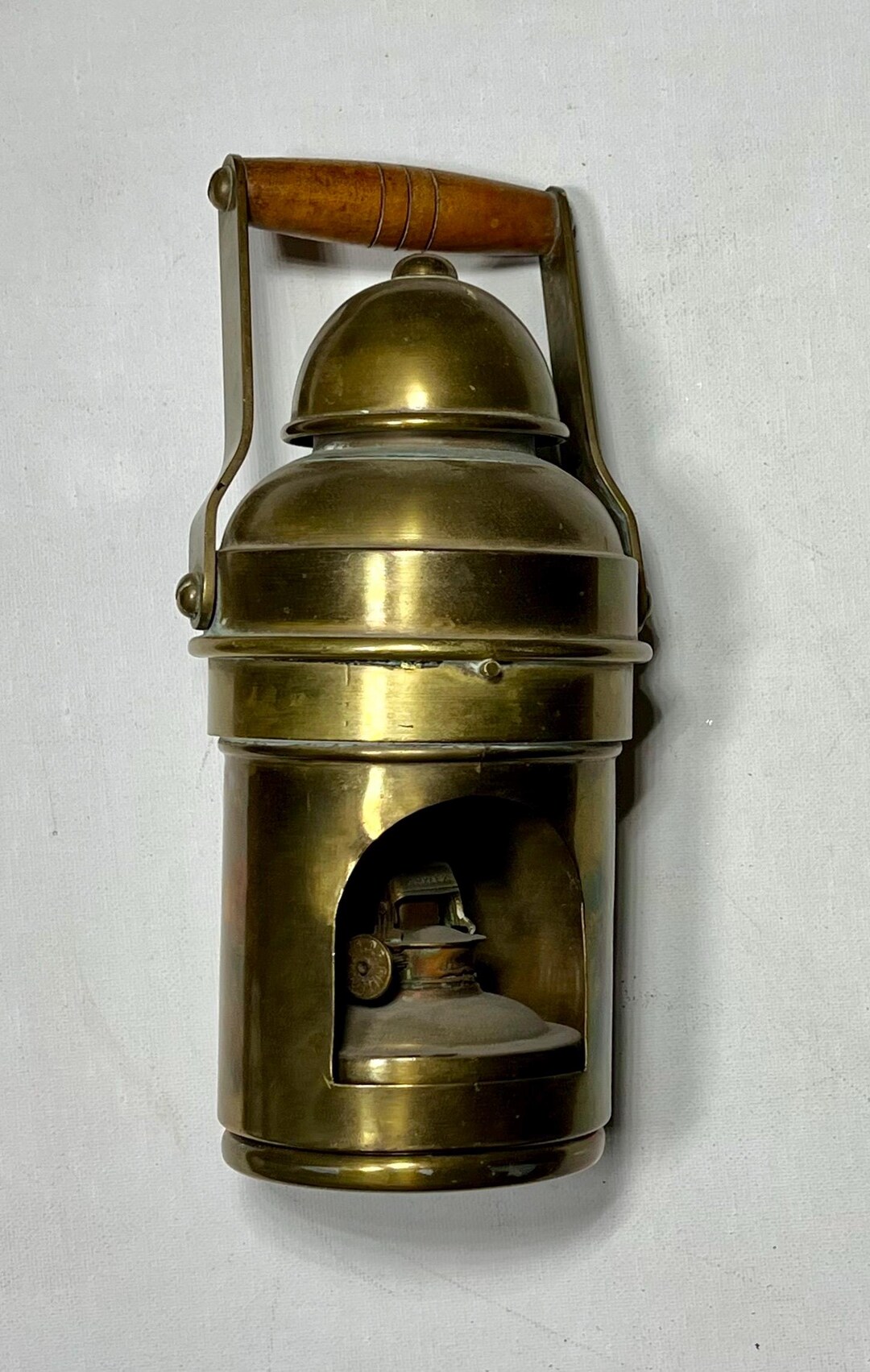 Vintage Brass Reflective Oil Lamp- Made in England Brass Oil Lamp - Etsy