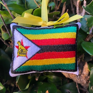 Zimbabwe Flag Christmas Ornament Gift Topper Stocking Stuffer Xmas Tree ...