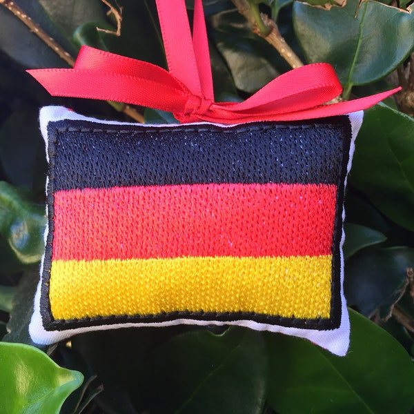 German Vintage Pillow - Etsy