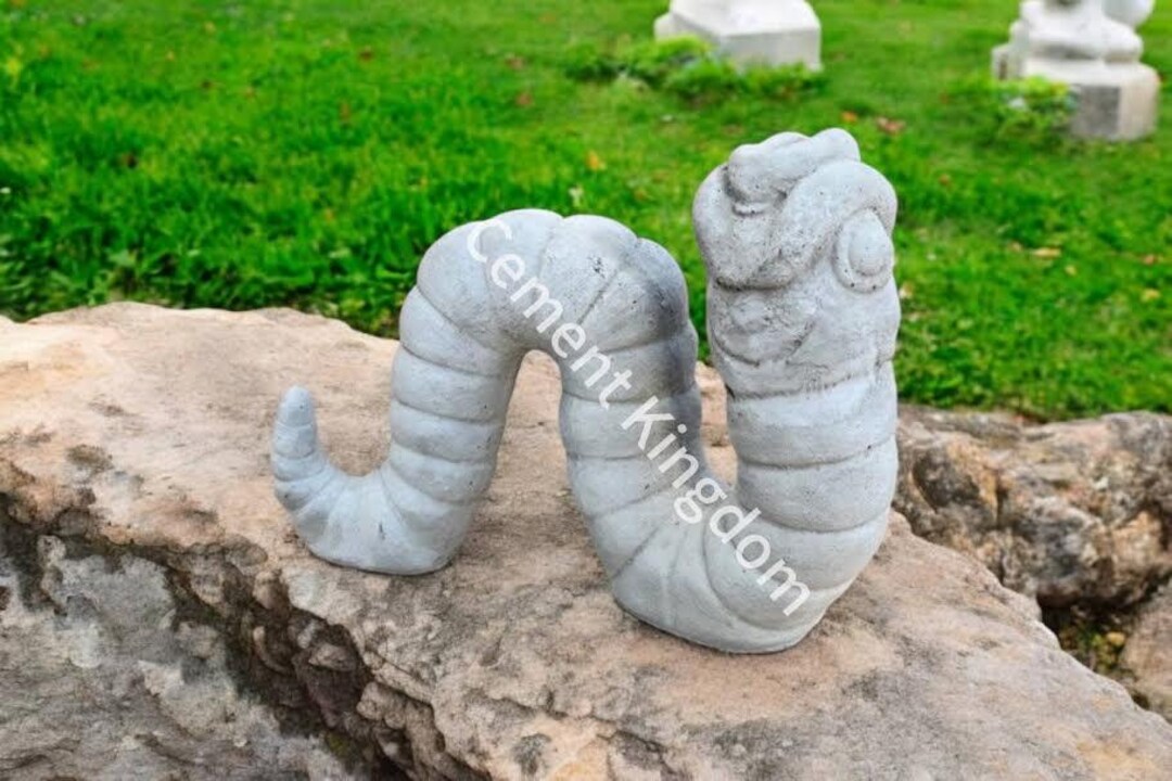 Cowboy Worm in Hat Statue, Realistic Worm Figure, Outdoor Garden ...