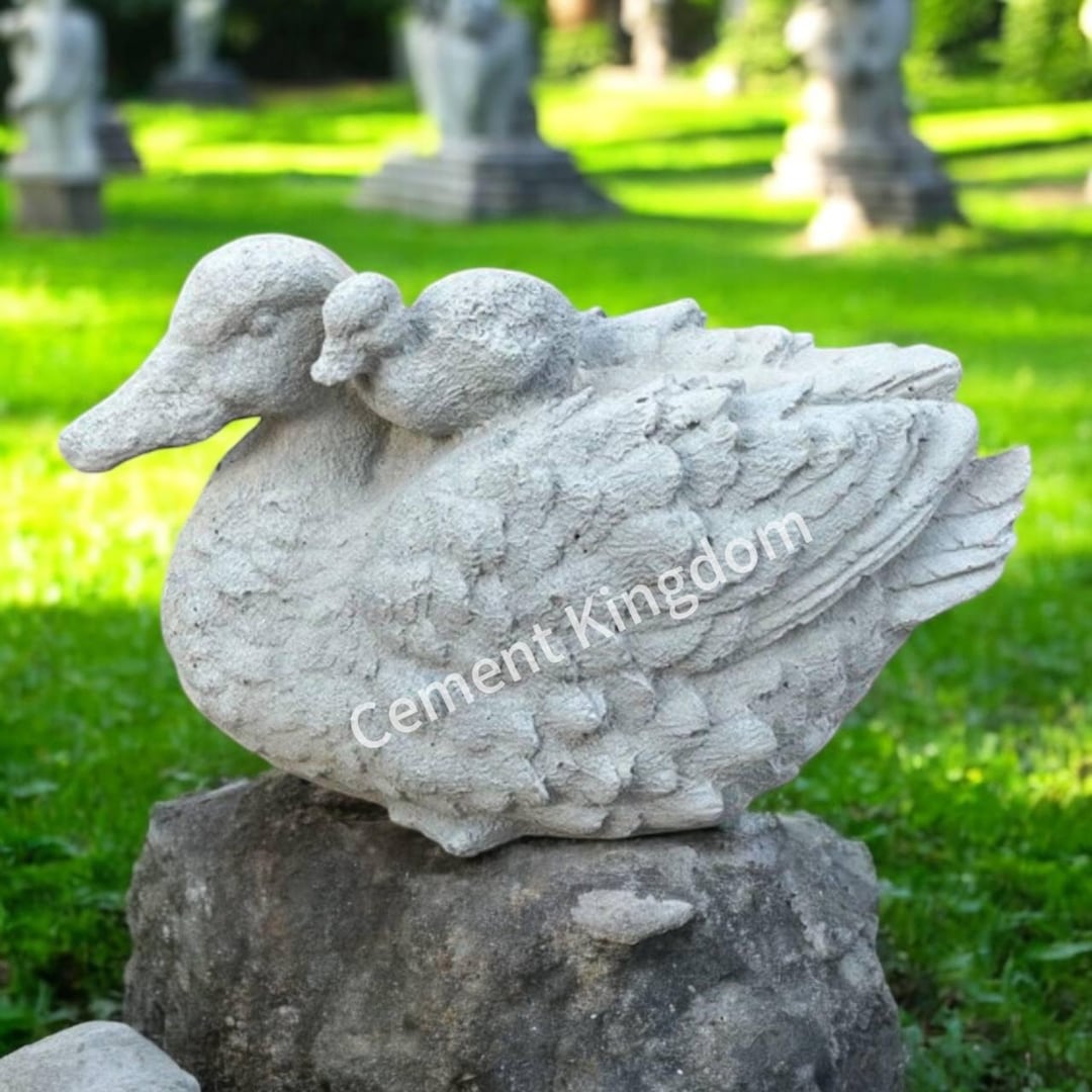 Duckling and Duck Statue, Duckling on Base Sculpture, Farmhouse Animals ...