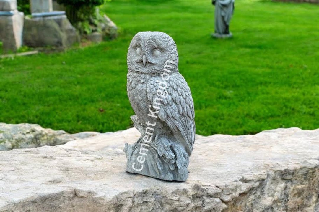 Concrete Owl Figure, Owl Barn Statue, Bird Sitting on Base Figurine ...