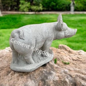 Standing Pig Figurine, Farm Pig Figure, Detailed Pig on Base Sculpture ...
