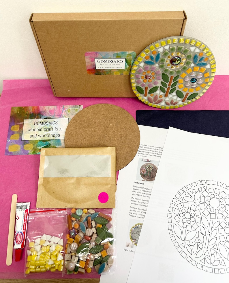 15 Cm Round Flowers Mosaic Kit, DIY, Make Your Own Mosaic, Mosaic Craft ...