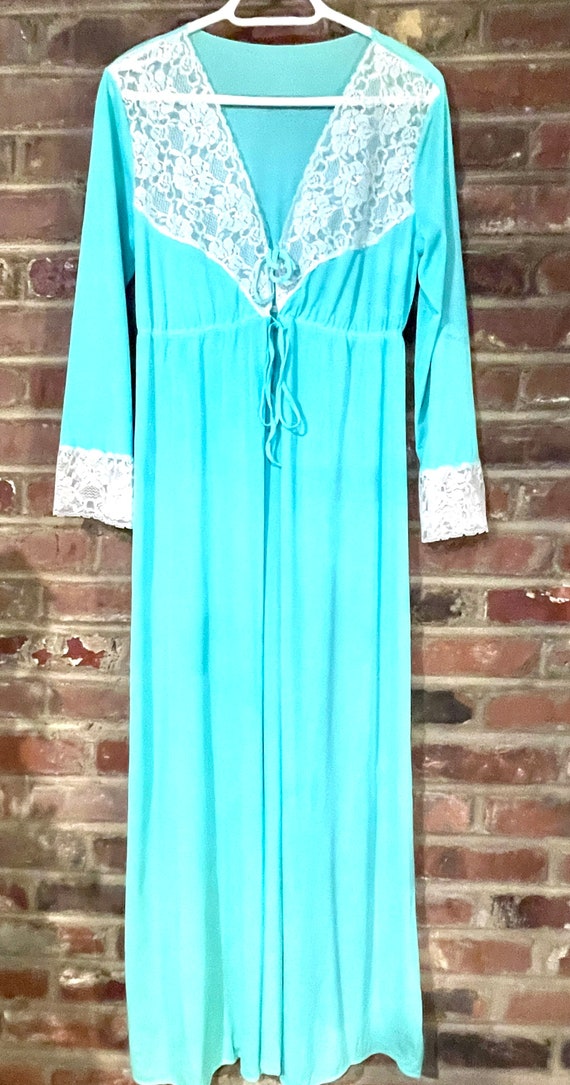Vintage 1950’s Turquoise Long Silky Robe with Lace Tr… - Gem