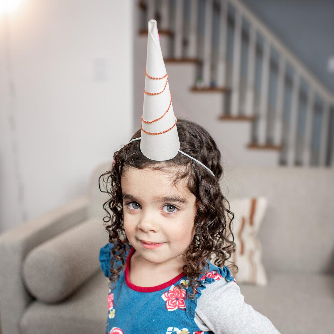 DIY Magical Unicorn Horn Craft Kit, One Horn With Elastic and Sparkly ...
