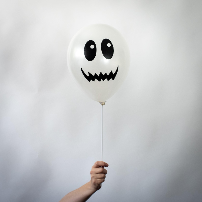 Ghost Balloon Craft Kit DIY Spooky Balloon Activity for Kids, Makes 4 Ghosts, Halloween Party ...