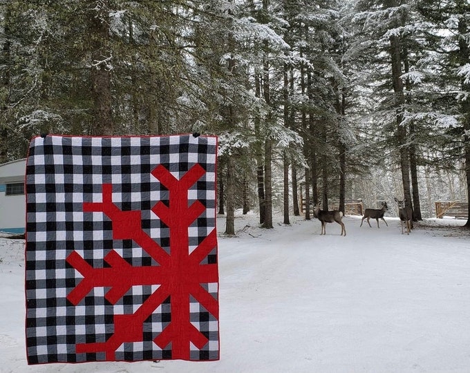 Snowflake Quilt Kit Buffalo Plaid Version in Grey, Black, White and Red ...