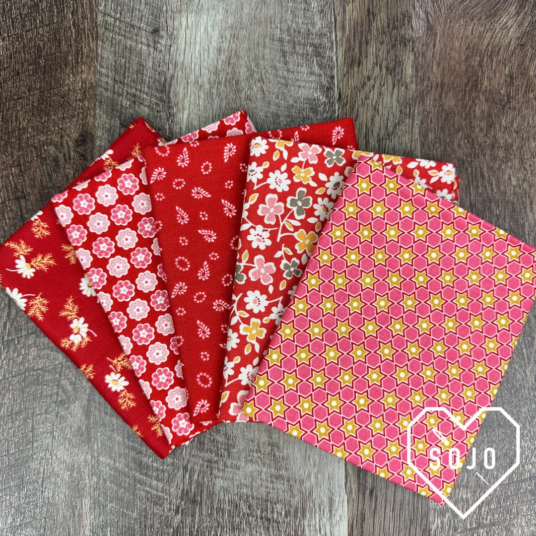 Home Town Holiday School House Red Fat Quarter Bundle - by Lori Holt of ...