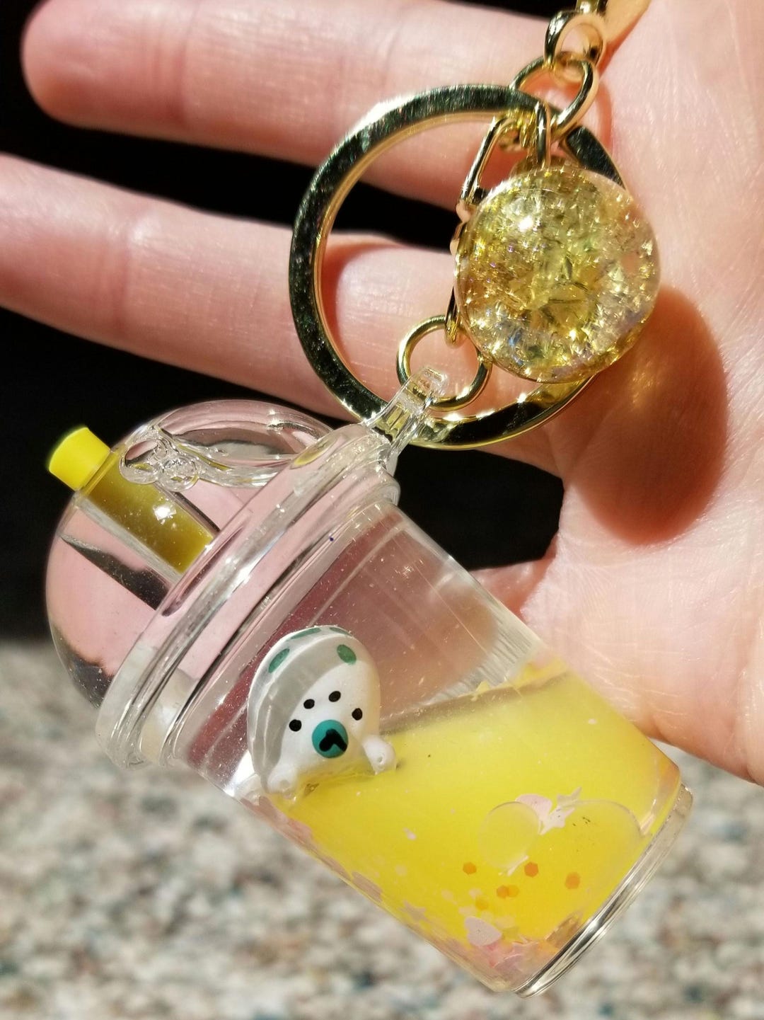 Liquid Shaker Keychains, Yellow Seal Fidget Toy, Kawaii Boba Tea Bubble ...