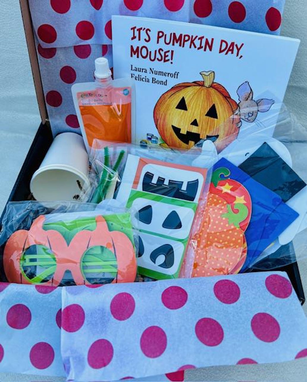It's Pumpkin Day, Mouse Halloween Craft and Story - Etsy