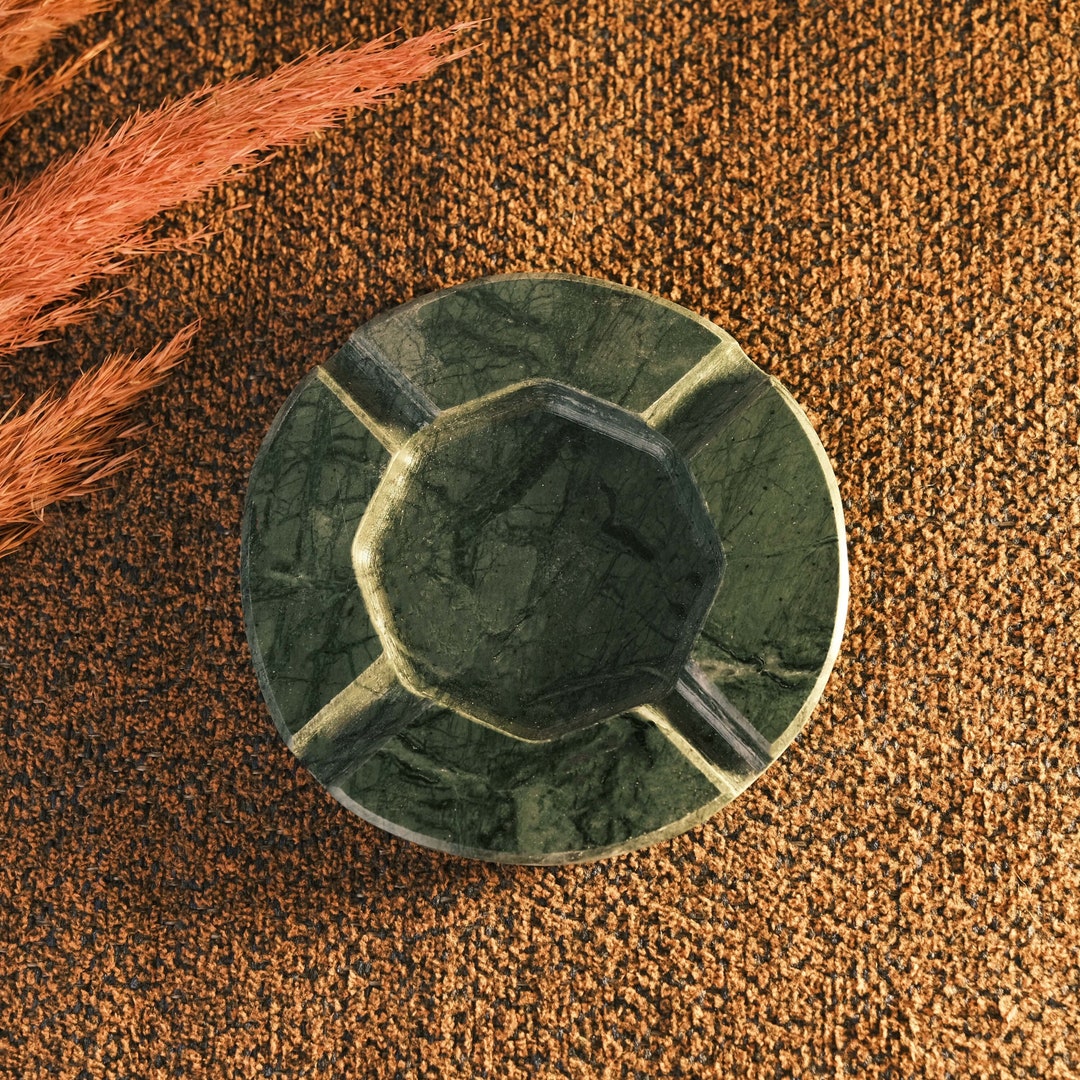Round Octagonal Model Green Color Marble Cigar Ashtray, Marble ...