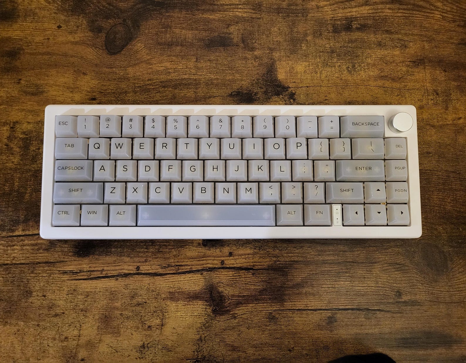 CK67 Mechanical Gaming Keyboard - White Translucent Keycaps With Clacky ...