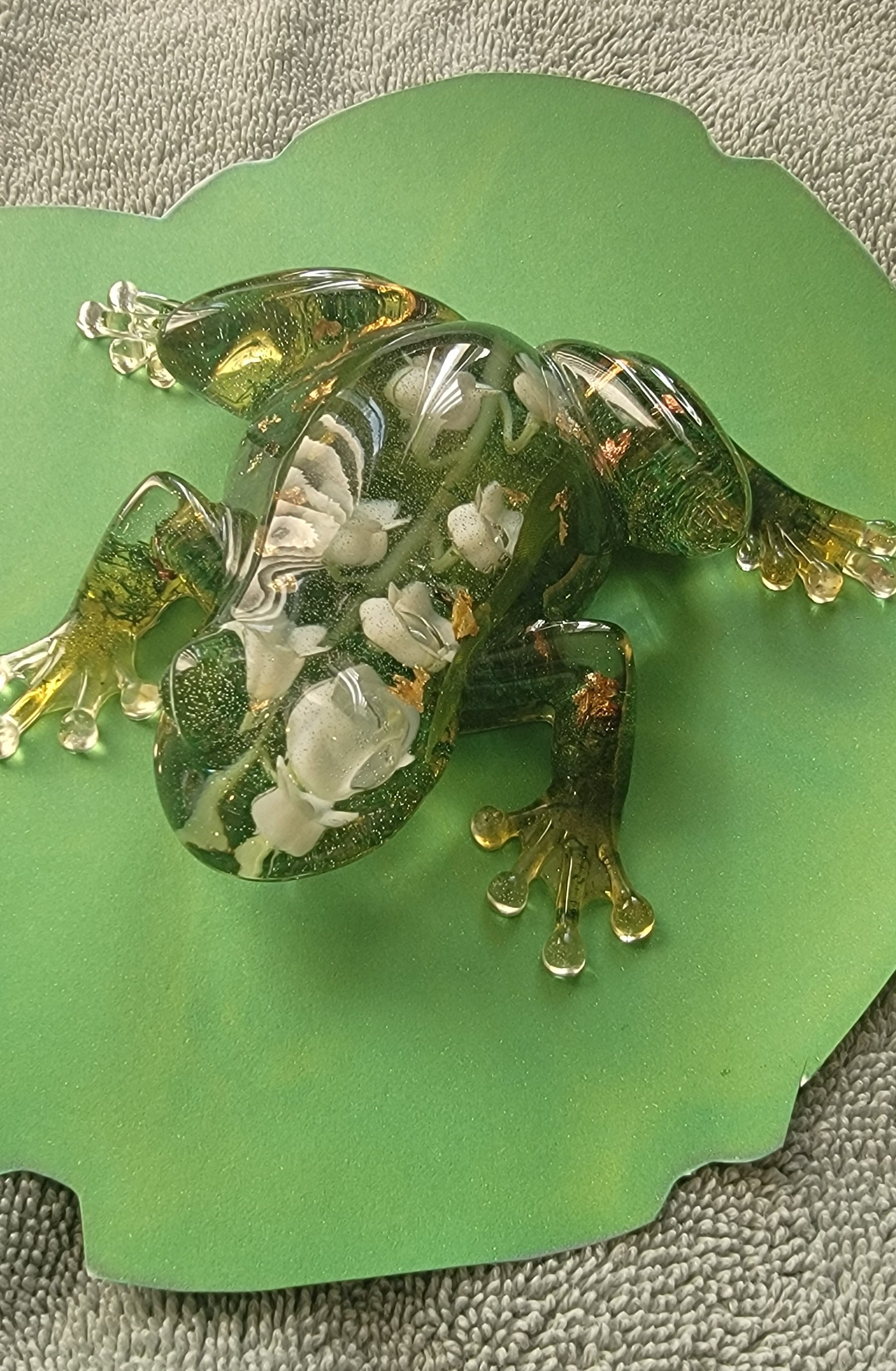 Hand Crafted Resin Frogs - Etsy