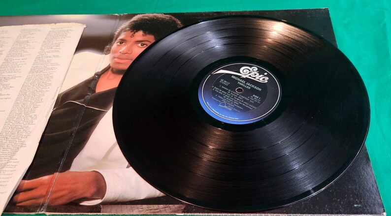 1982 Michael Jackson Album Thriller - Vintage Vinyl Album - Etsy