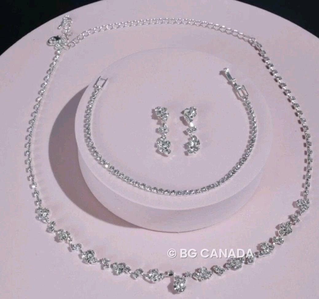 Austrian Crystal Bridal Jewelry Set: Necklace, Earrings & Bracelet - Etsy