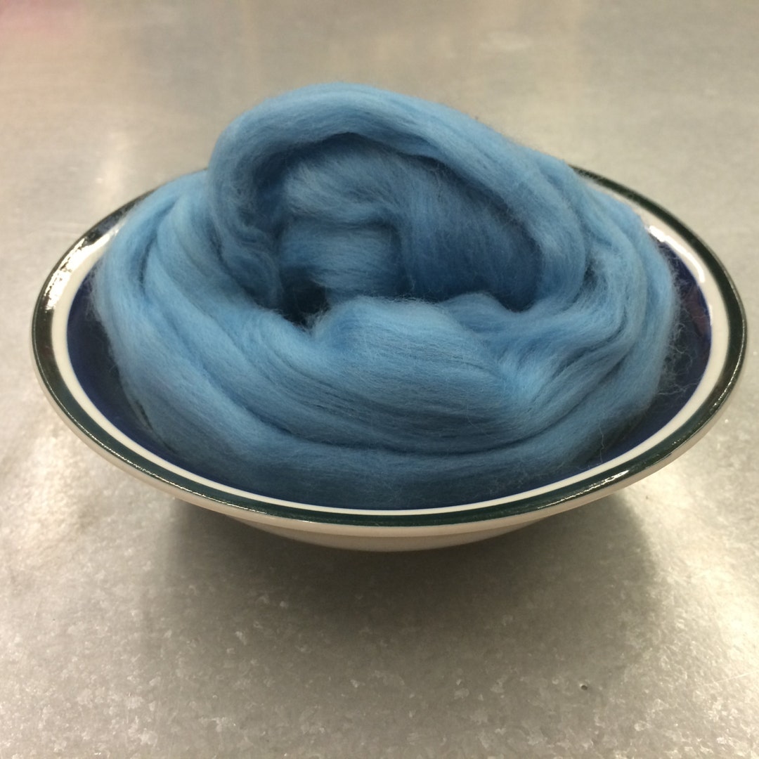 Aqua Merino Wool Roving - 1 Oz - Nuno Felting / Wet Felting / Felting ...