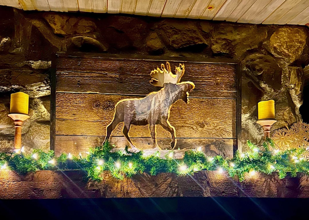 Barn Wood Moose Art Mountains - Etsy