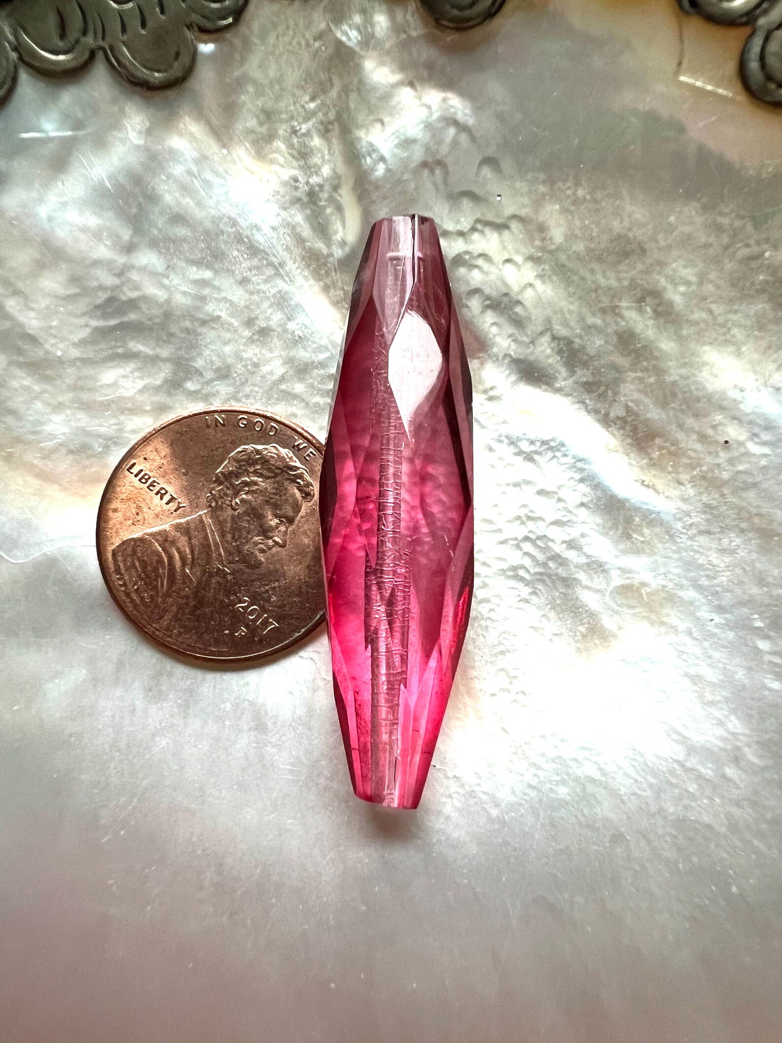 Rare Vintage 41mm Rose Pink Heavily Faceted Long Tapered Vintage Glass ...