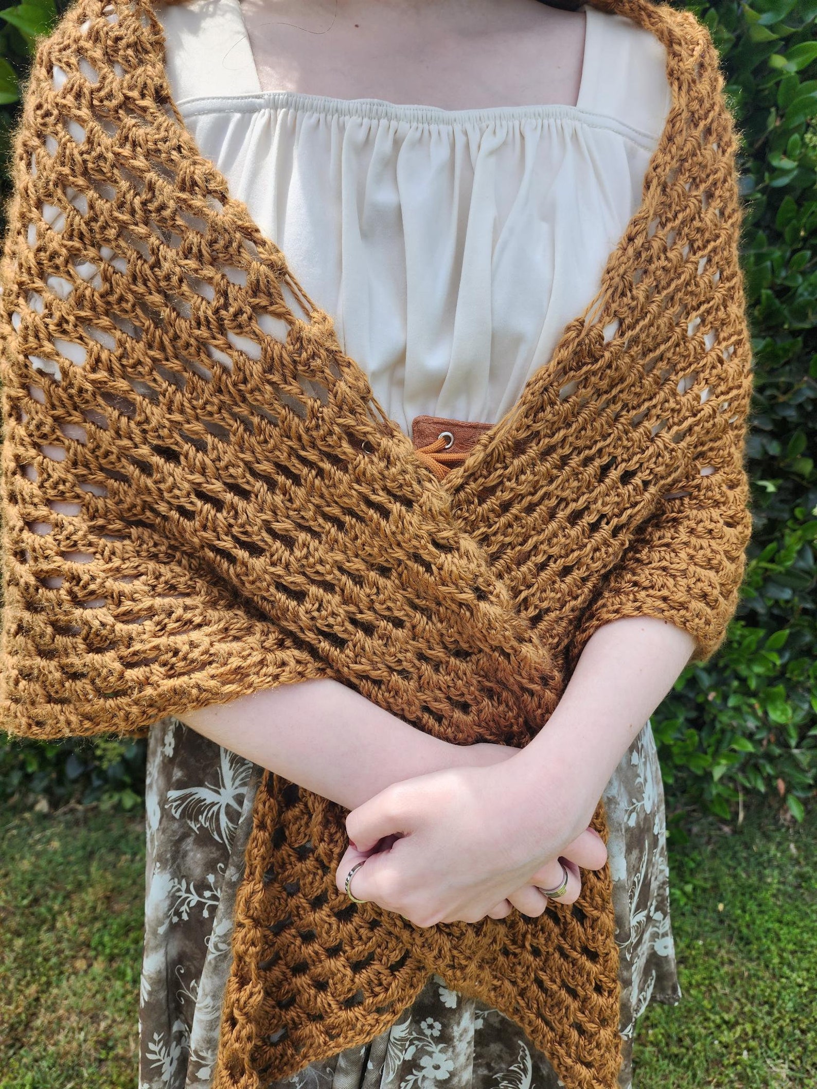 Cottagecore Hand-crocheted Shawl - Etsy