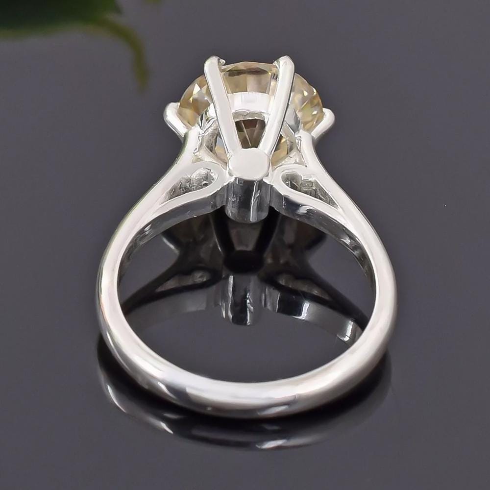 Delicate 4.18 Ct off White Diamond Solitaire Ring, 925 Silver, Amazing ...