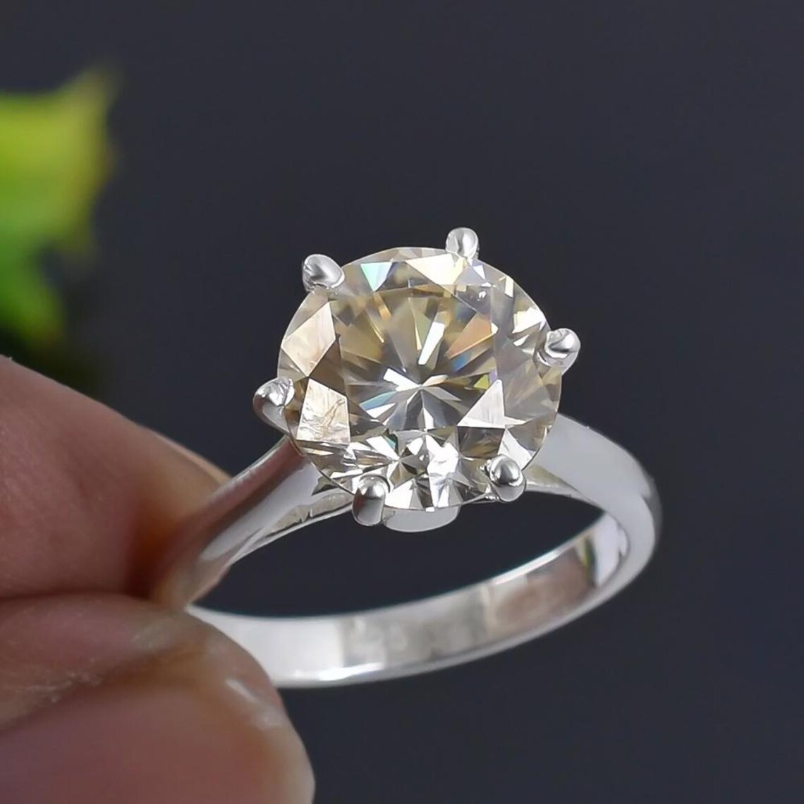 Delicate 4.18 Ct off White Diamond Solitaire Ring, 925 Silver, Amazing ...
