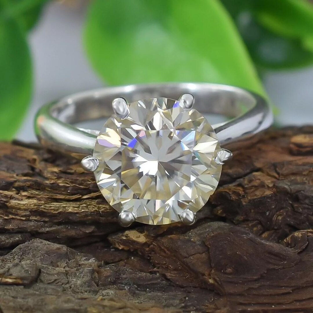 Delicate 4.18 Ct off White Diamond Solitaire Ring, 925 Silver, Amazing ...