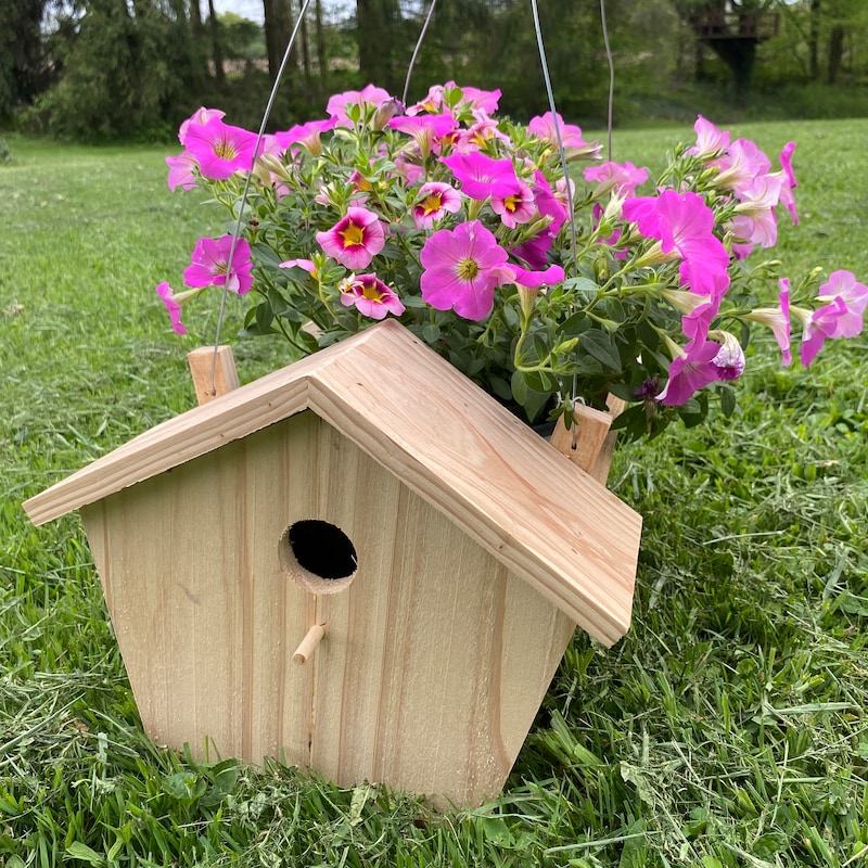 Cedar Birdhouse - Etsy