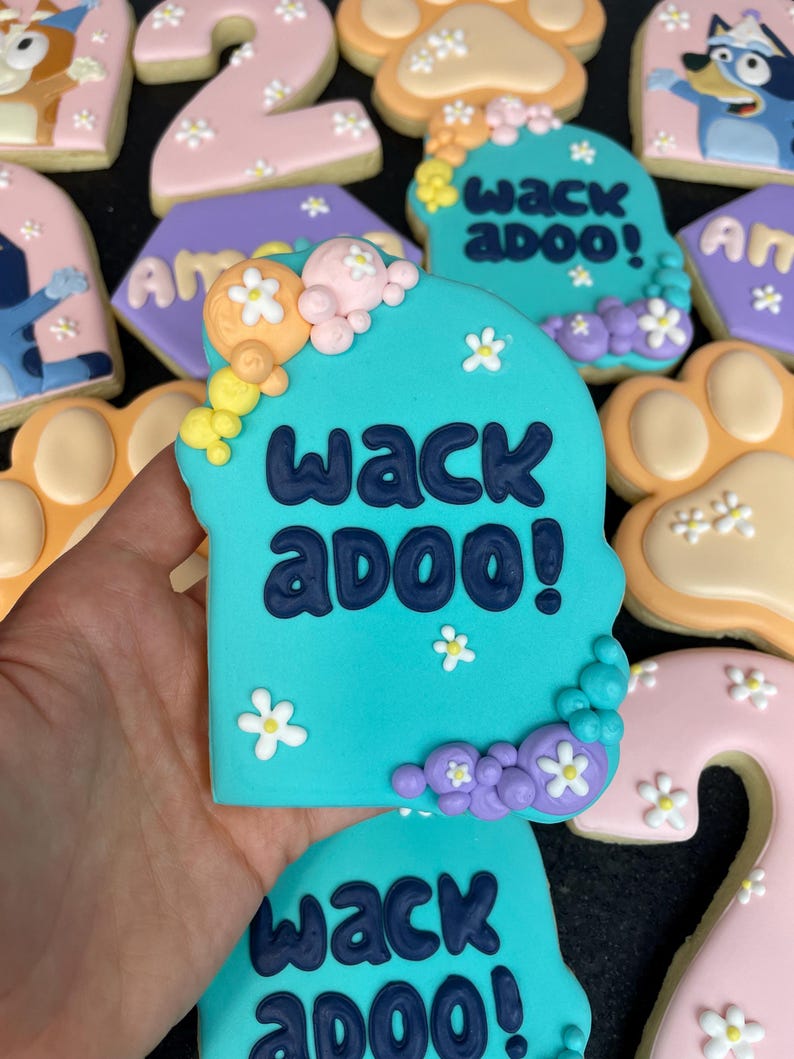 Bluey Character Cookies - Etsy