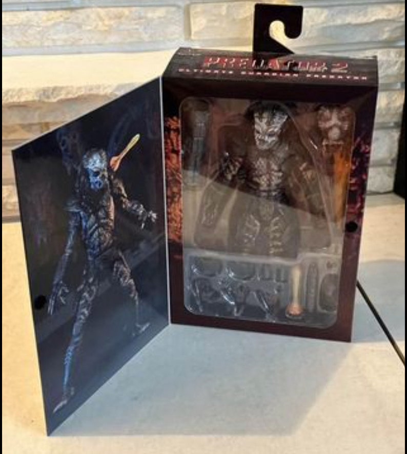 NECA Predator 2 Ultimate Guardian Predator Action Figure 30th ...