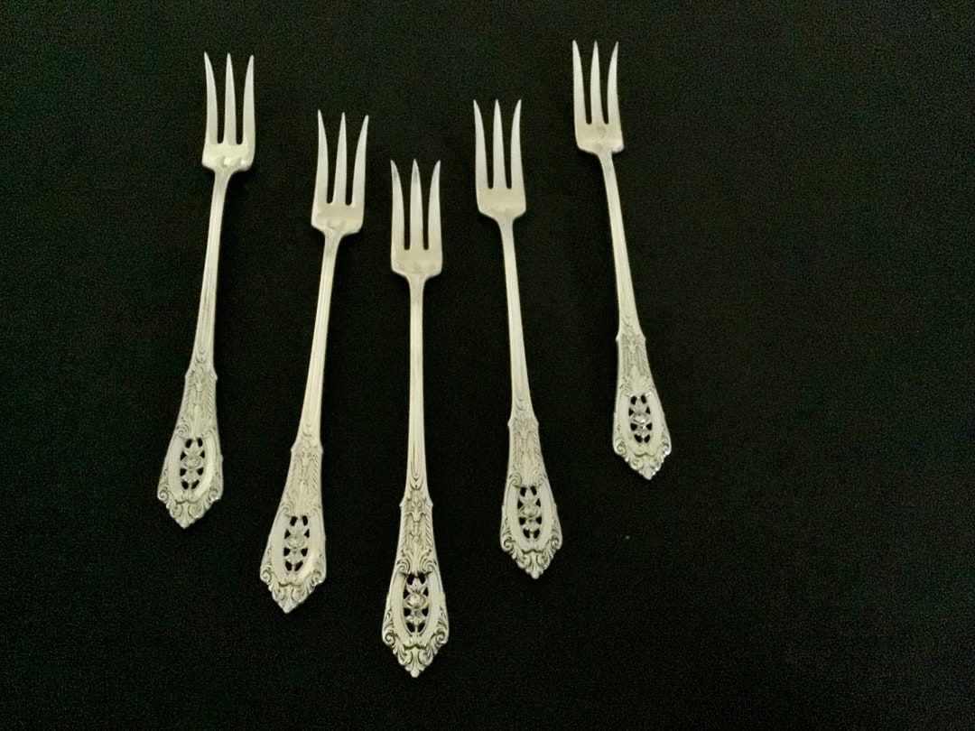 5 Wallace Rose Point Coctail Forks - Etsy