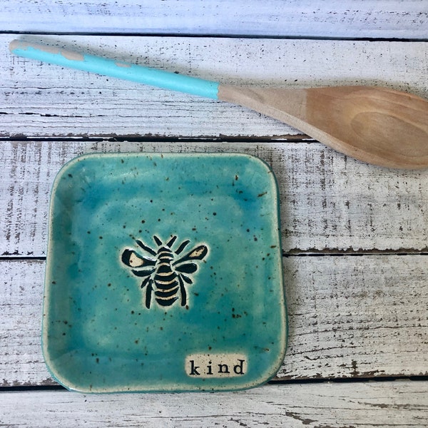 Queen Bee Pottery - Etsy