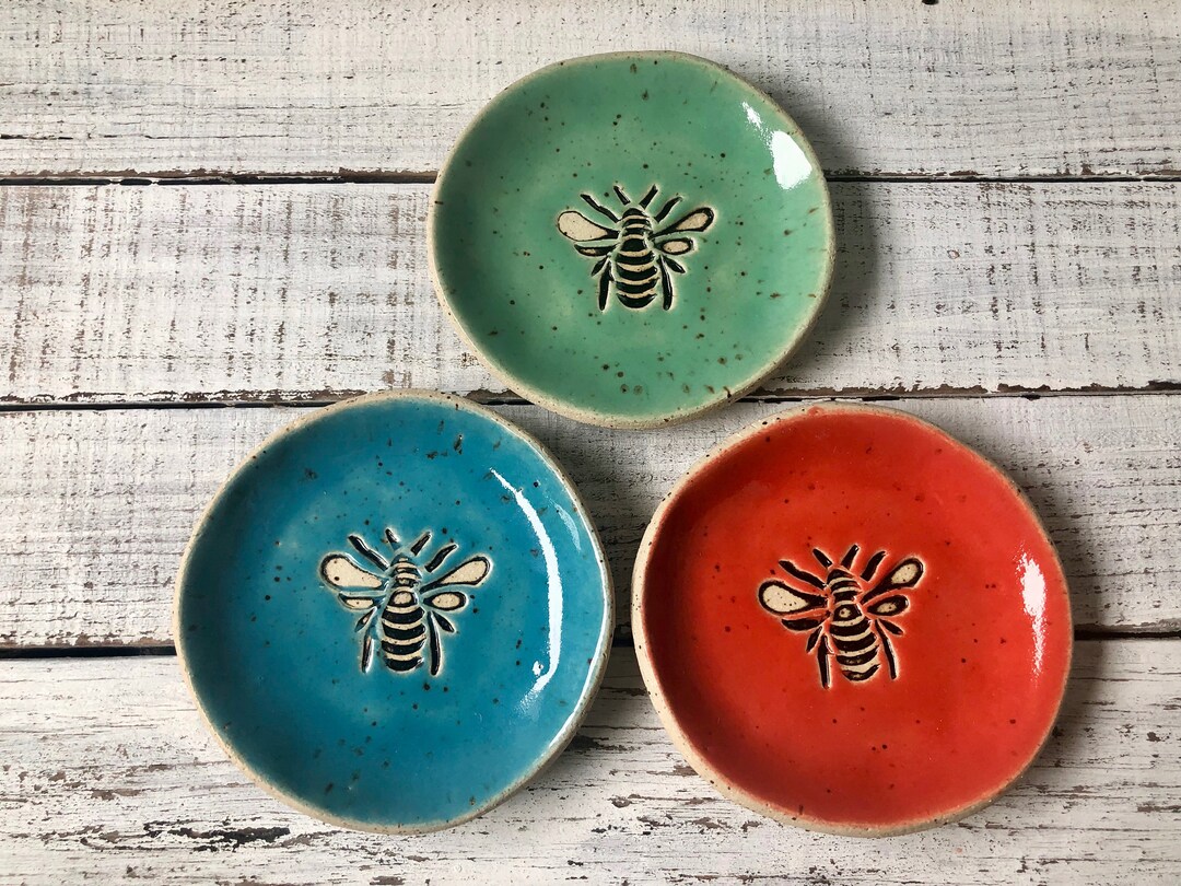 Made to Order- Bumble Bee -ceramic Dish - Garlic Grater- Plate Jewelry ...