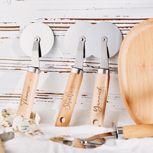 Personalized Pizza Cutter, Pizza Shop Personalized Pizza Cutter, Pizza ...