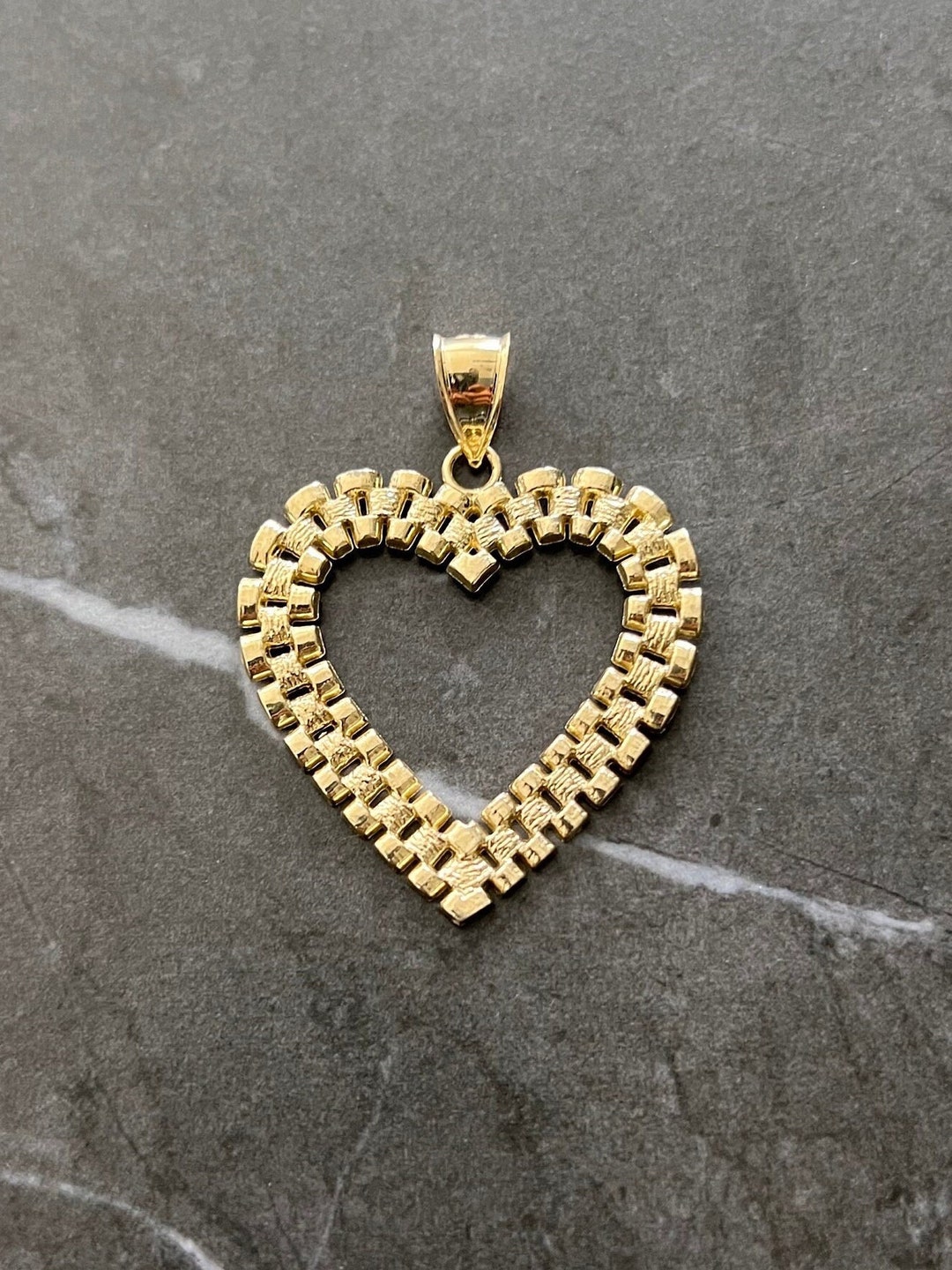 Authentic 10K Yellow Solid Gold Textured Rollie Heart Pendant Charm ...