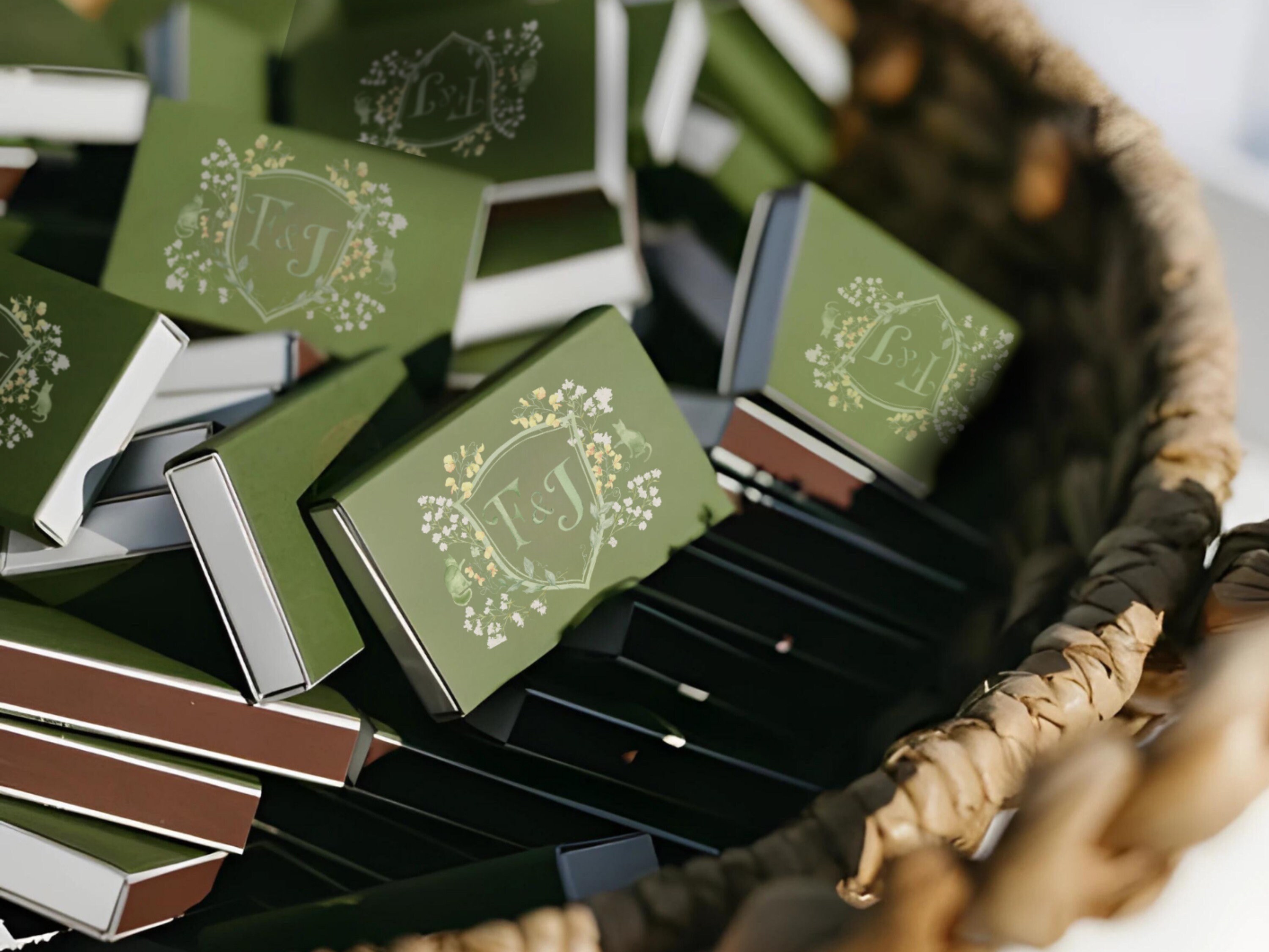 Custom Wedding Crest| Watercolor Crest| Wedding Design| Monogram ...