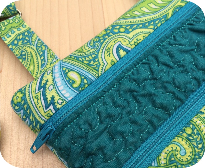 In the Hoop 2 Zipper Purses Set Machine Embroidery Design Files Instant ...