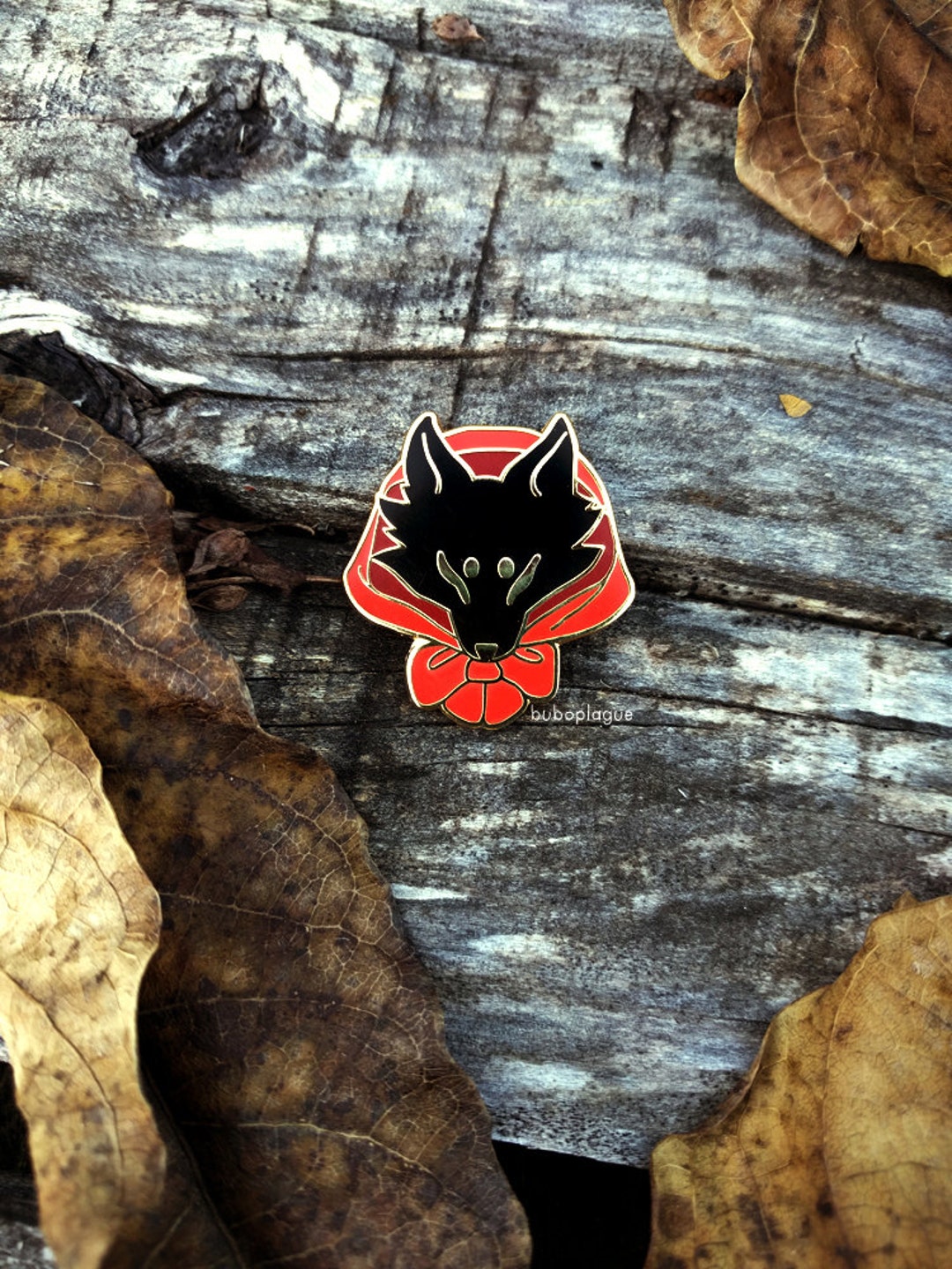 Red Wolf Enamel Pin - Etsy