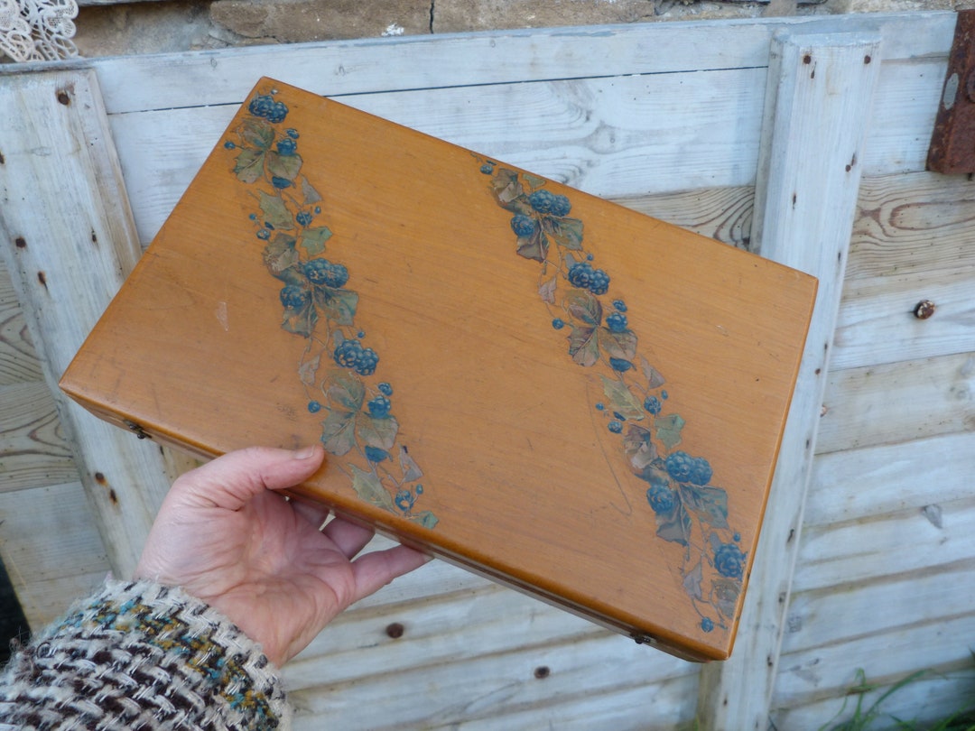 French Edwardian Wood Box Figuring Mulberrys Old Painting Box Artist ...