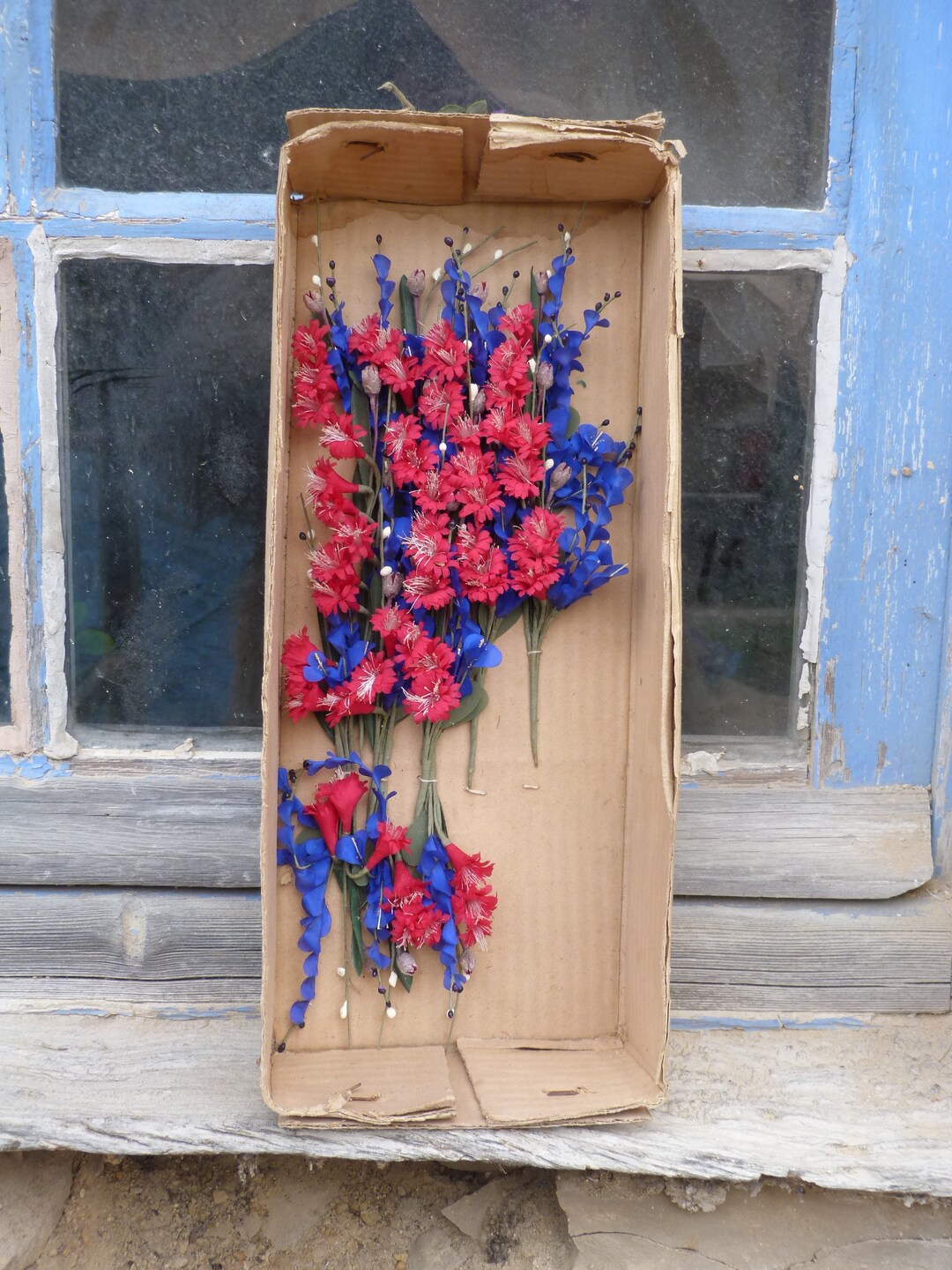 Vintage Lot of Millinery Flowers Pieces in Original Cardboard Coming ...