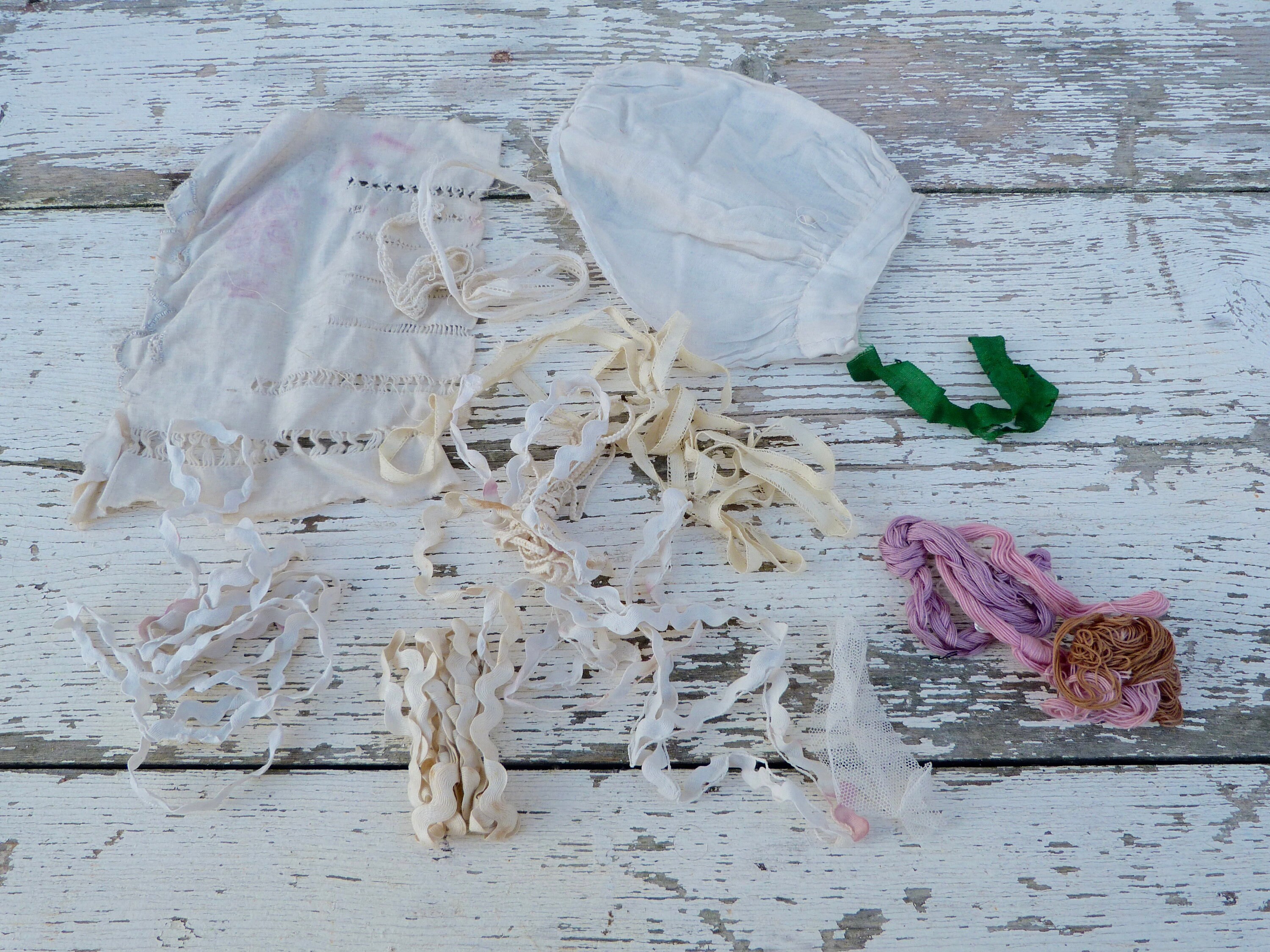 Memorabilia Collectibles Vintage Antique 1900s French batch of samples ...