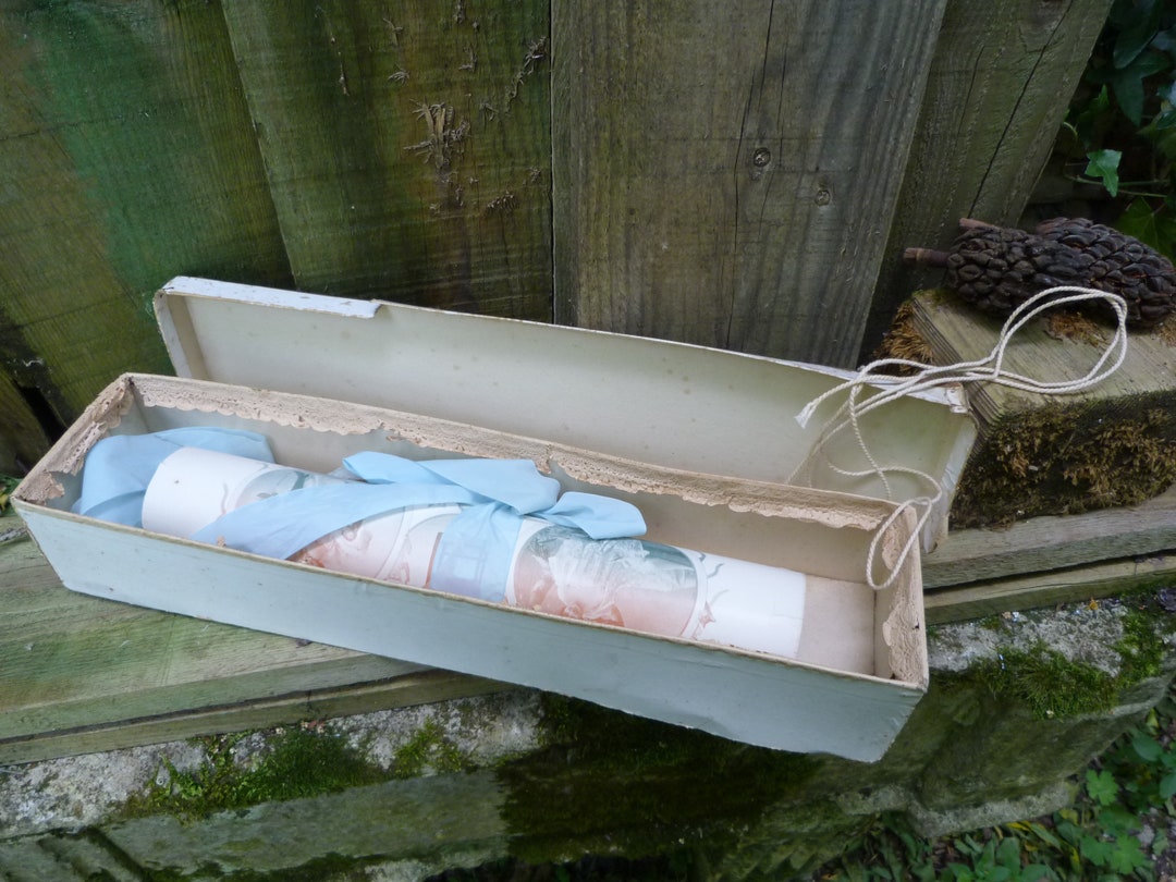 Vintage Antique 1900 Corset Box With Inside Some French Risque Adorable ...