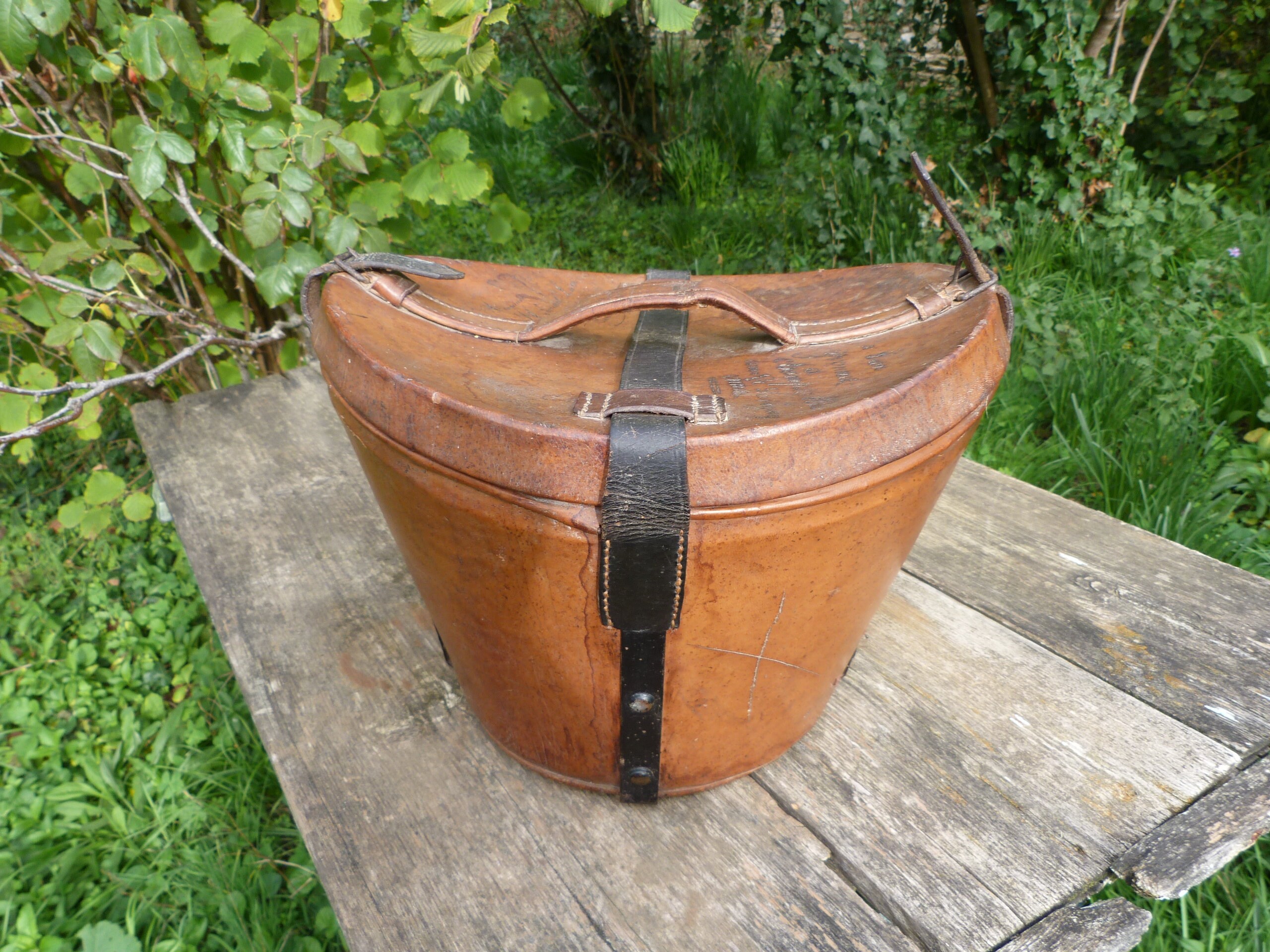 Vintage Antique 1900 Leather Top Hat & Collar Box Victorian Hat Box ...