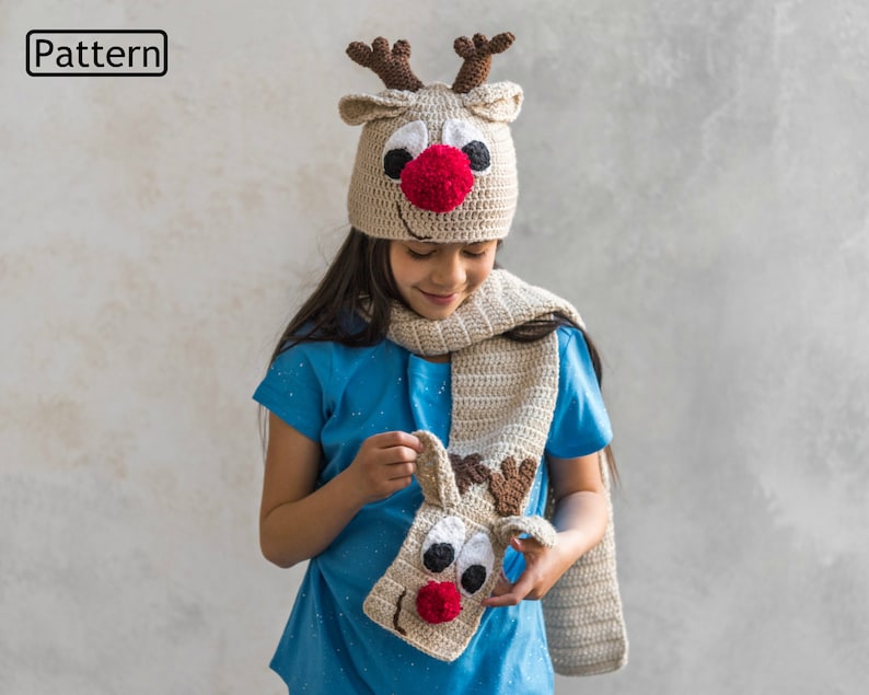 CROCHET PATTERN for Reindeer Christmas Hat & Scarf in 3 Sizes Child ...