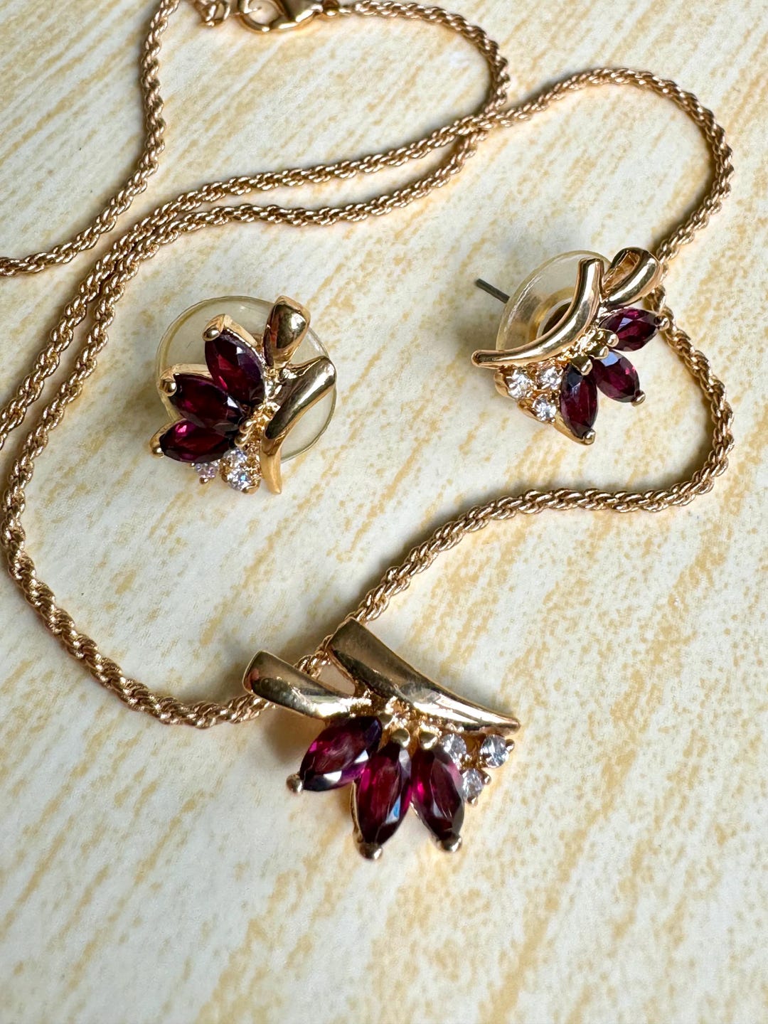 Marquis Cut Garnets & Cubic Zirconia Semi Precious Gem Stones Gold Ptd ...