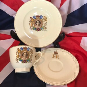 Clarice Cliff Queen Elizabeth 11 Coronation 1953 Tea Set Trio - Etsy