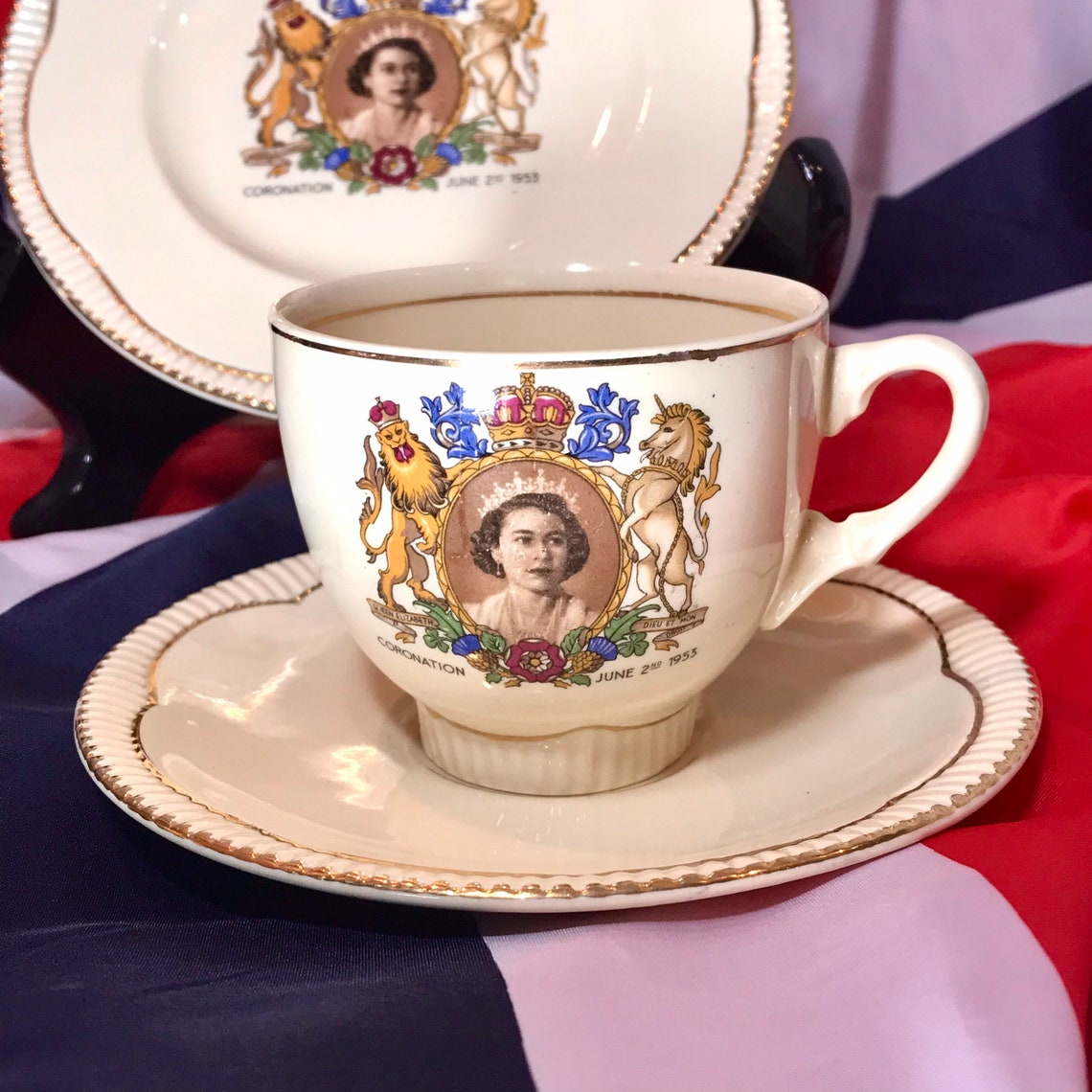 Clarice Cliff Queen Elizabeth 11 Coronation 1953 Tea Set Trio ...