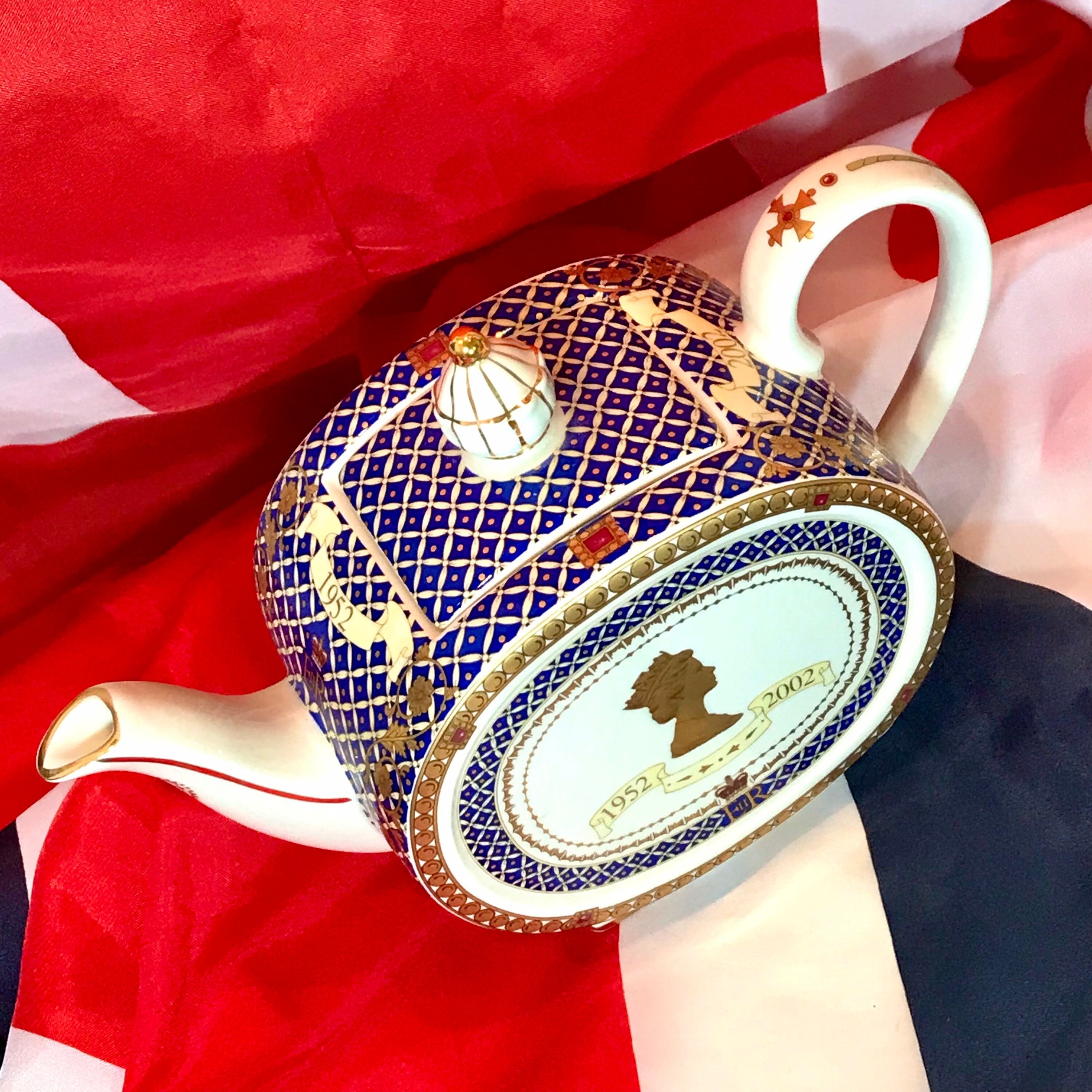Sadler Teapot to Celebrate Queen Elizabeth II Coronation in 1953 ...