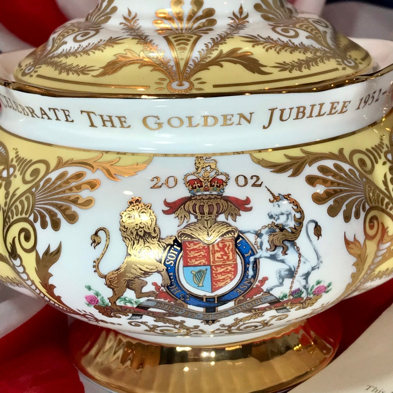 Queen Elizabeth II Limited Edition Royal Collection Teapot Golden ...