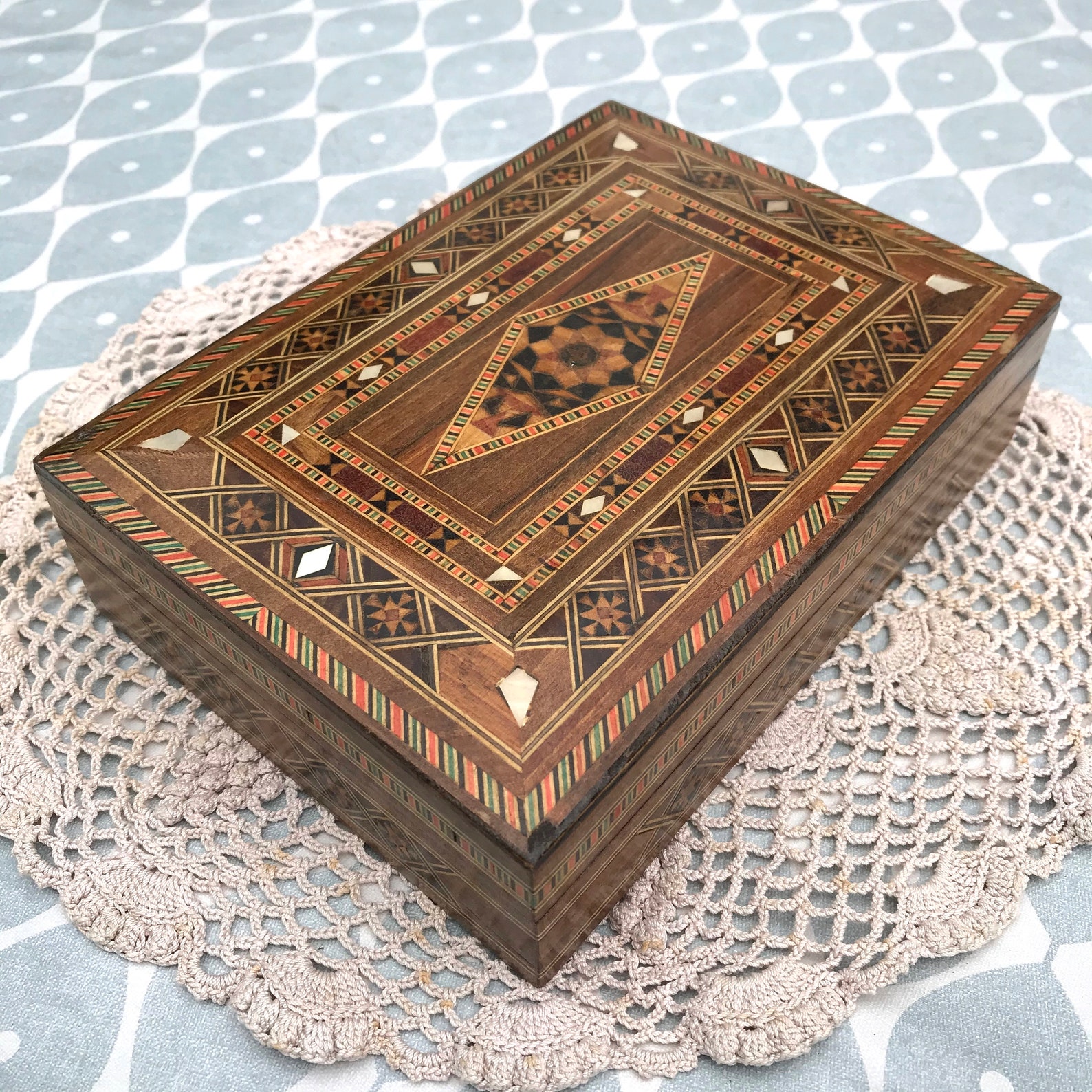 Vintage Wooden Box for Trinkets, Nic Nacs, Cards, Treasures Inlaid ...